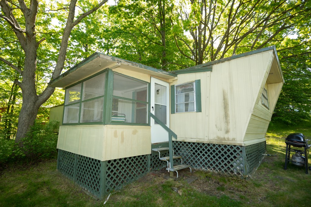 Rooms – Fair Wind Motel & Cottages